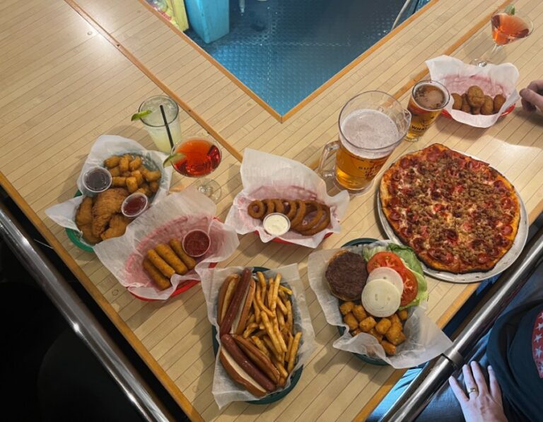 Kingstown Bowl & O'Connor's Pub | Games, Parties & Events